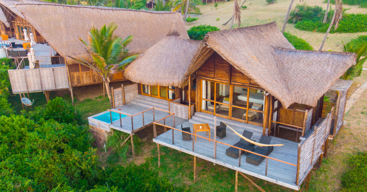 Massinga Beach Lodge | Hotel Information