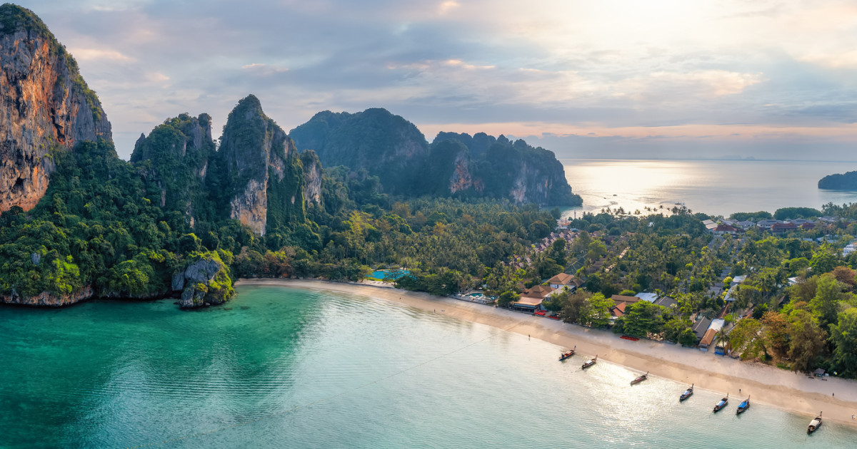 3 Star Plus Kata Sea Breeze Resort | Pentravel